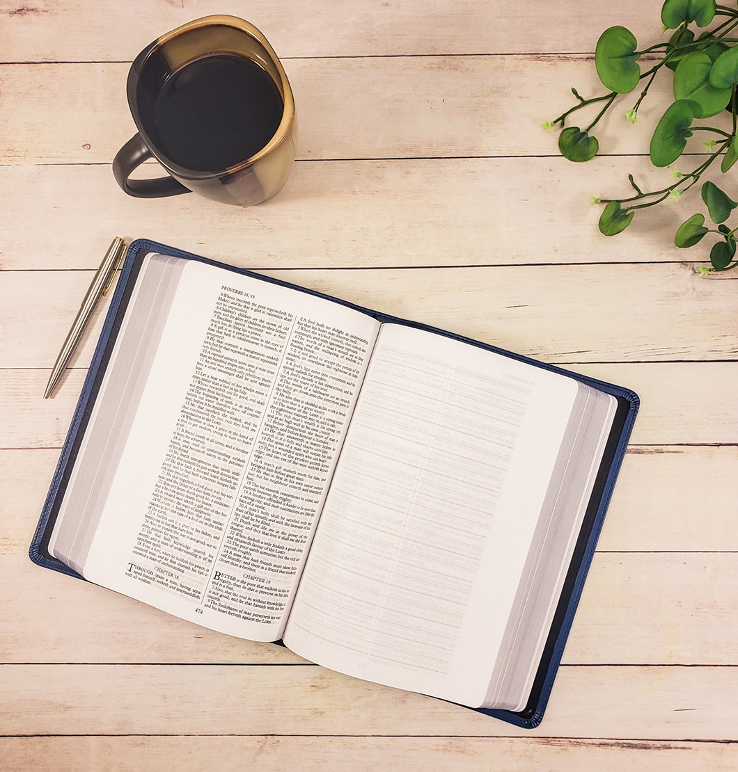 Interleaved Bible Review, Item #340 - Church Bible Publishers